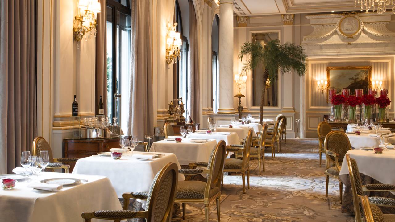Le George V : premier palace à offrir trois restaurants étoilés