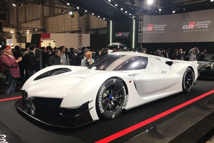 Toyota lance une hypercar ultra racée au salon de l'automobile du Japon