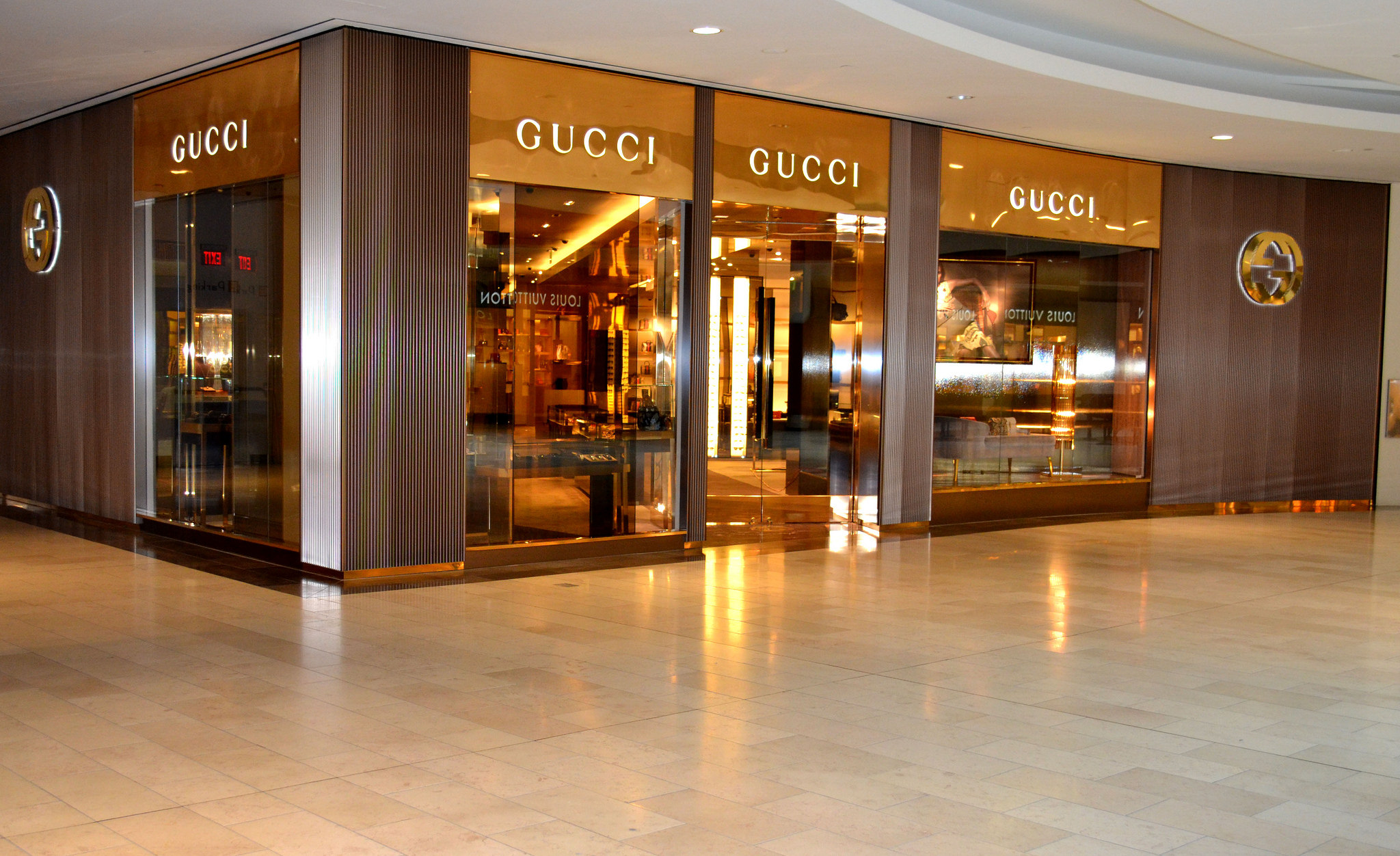 Genies et Gucci s’associent pour offrir des avatars personnalisés et ...