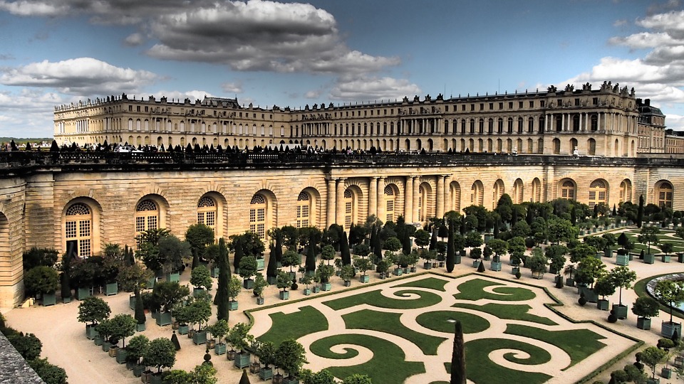 Le château de Versailles, l'écrin favori des marques de luxe